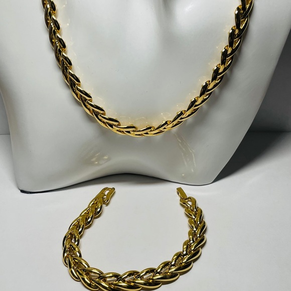 Napier | Jewelry | Vintage Napier Pat 4774743 Necklace Bracelet | Poshmark